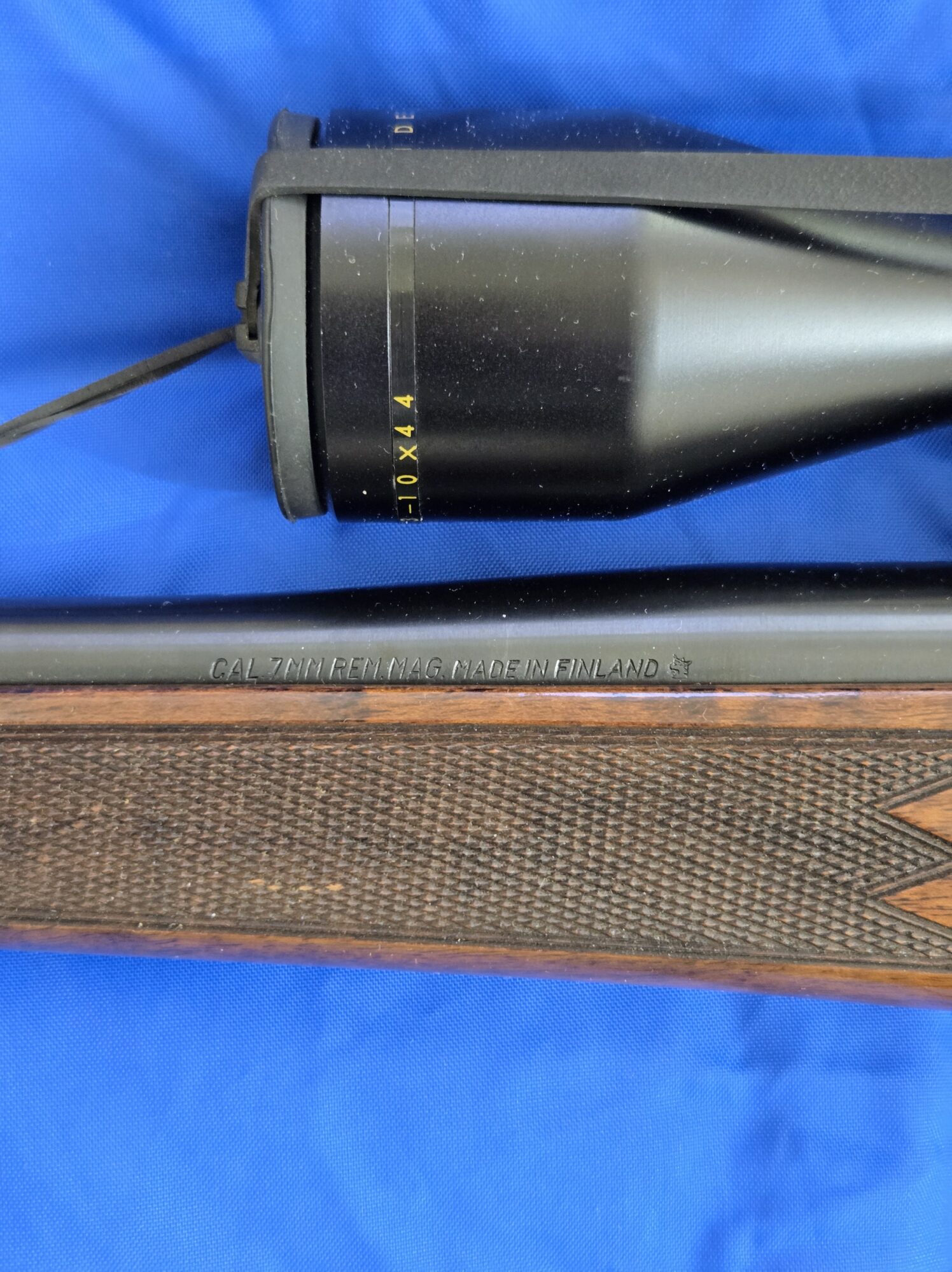 Sako AV Hunting Rifle, 7mm Remington Magnum Bolt Action with Simmons 3× ...